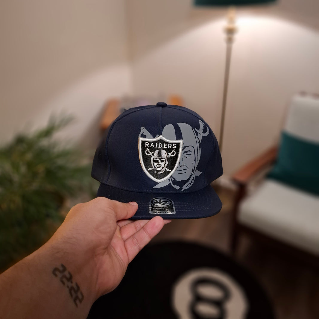 8BallThreads | Premium Sportswear, Vintage Jackets & Fitted Caps in SA – 8Ball Threads